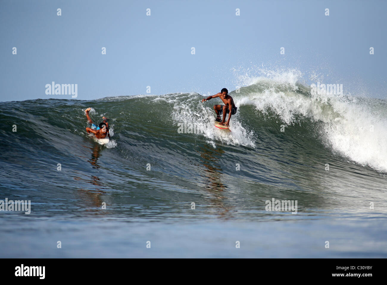 Surfers surfing on el hi-res stock photography and images - Alamy