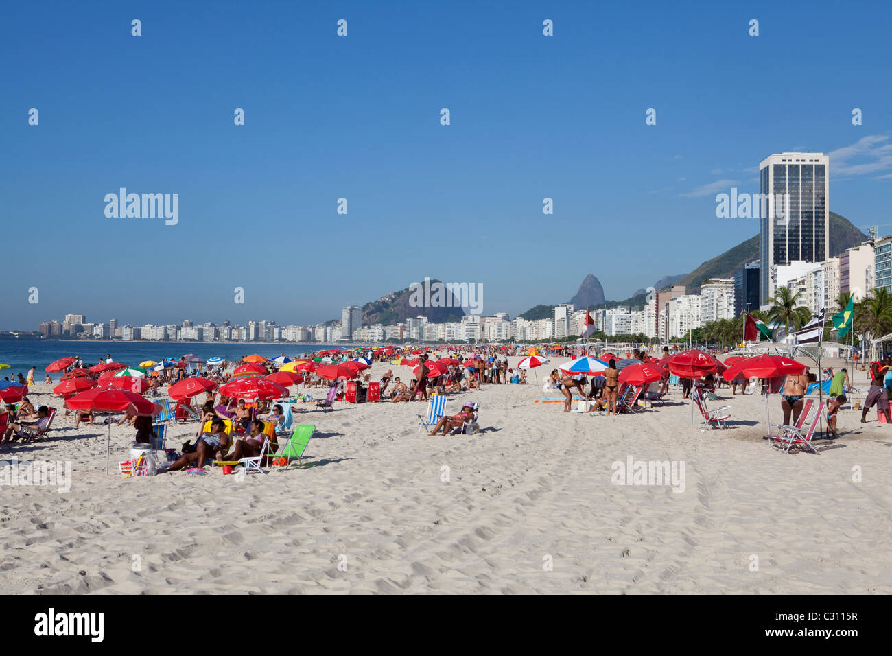 Beach rio de janeiro hi-res stock photography and images - Alamy