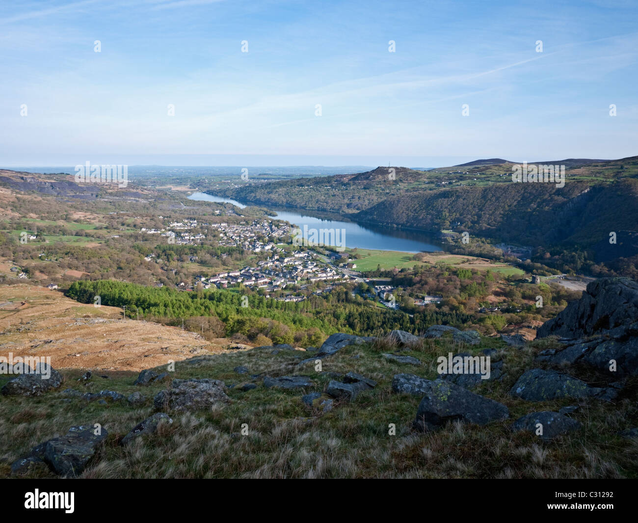 The north Wales town of Llanberis lies next to Llyn Padarn. Viewed from ...