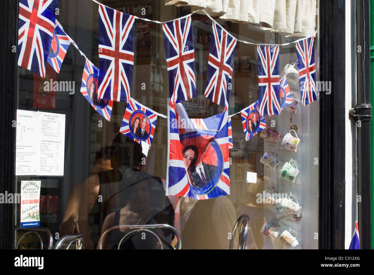 Triangular flag display hi-res stock photography and images - Alamy