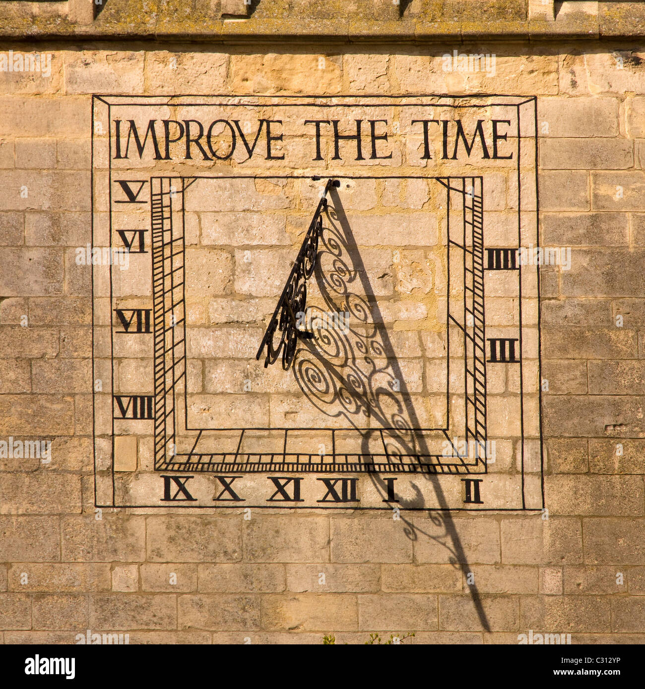 Roman numerals on sun dial hi-res stock photography and images - Alamy