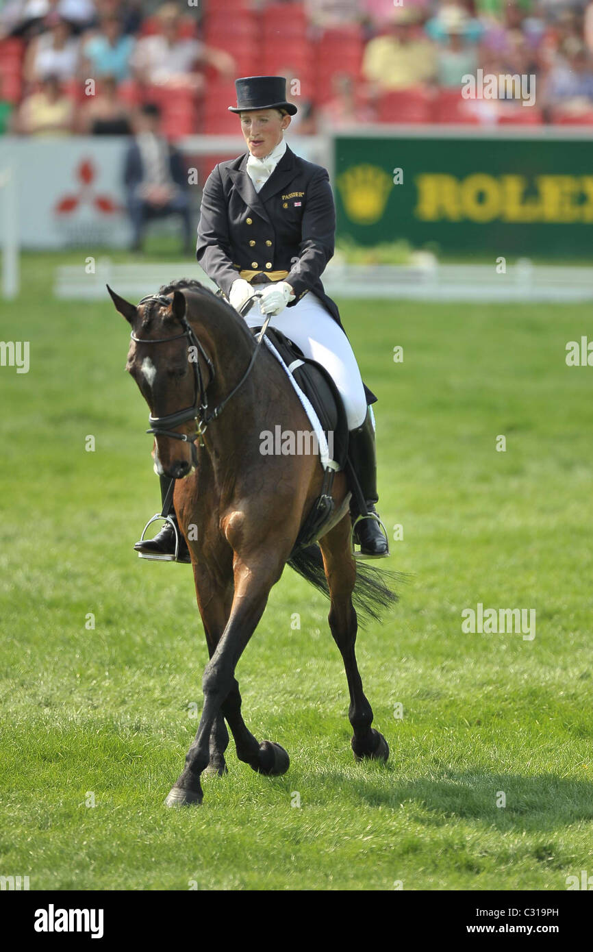 Dressage top hat hi-res stock photography and images - Alamy