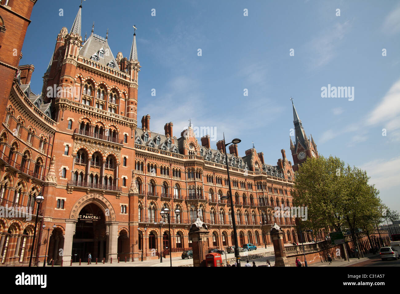 St. Pancras Renaissance London Hotel (former St Pancras Midland Grand ...
