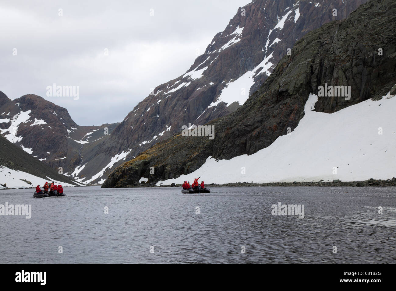 Two zodiacs hi-res stock photography and images - Alamy
