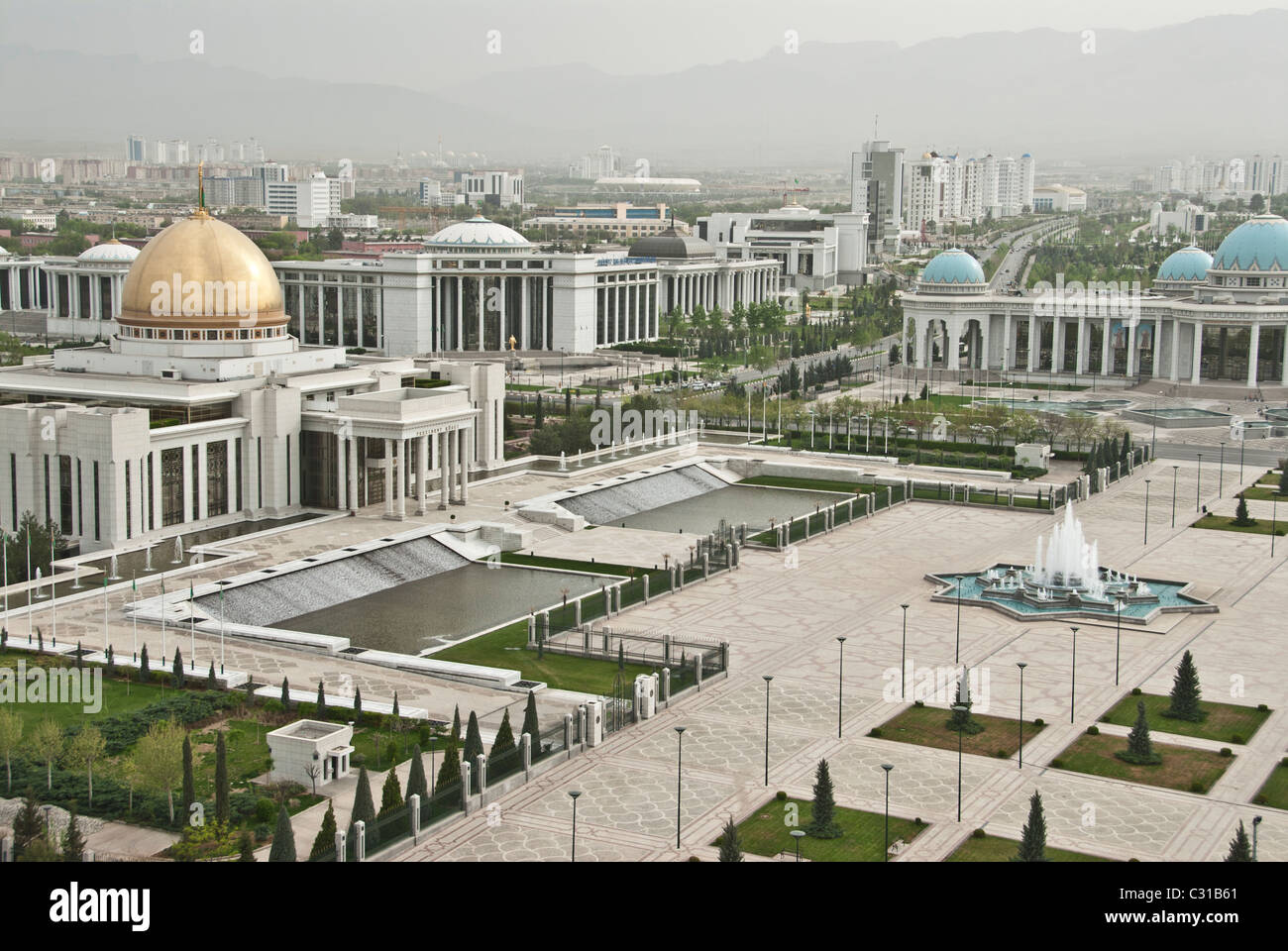 View of the Streets of Ashgabat, Turkmenistan Stock Photo - Alamy