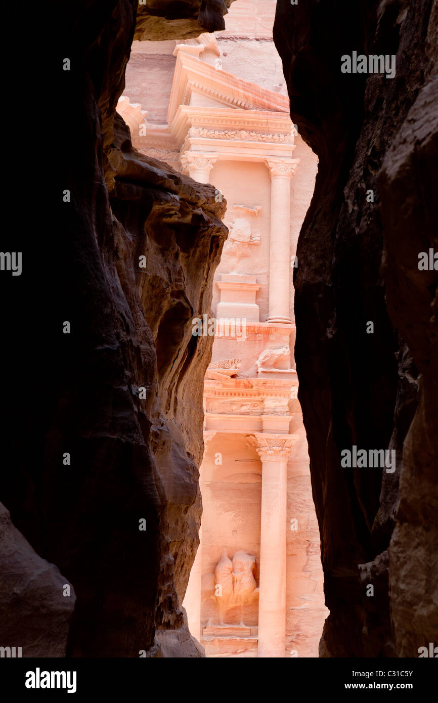 The famous first sight through the narrow rock passage, is The Treasury ...