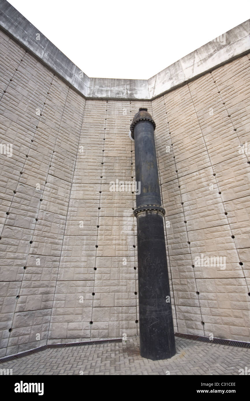 close up shot of huge water pipe Stock Photo - Alamy