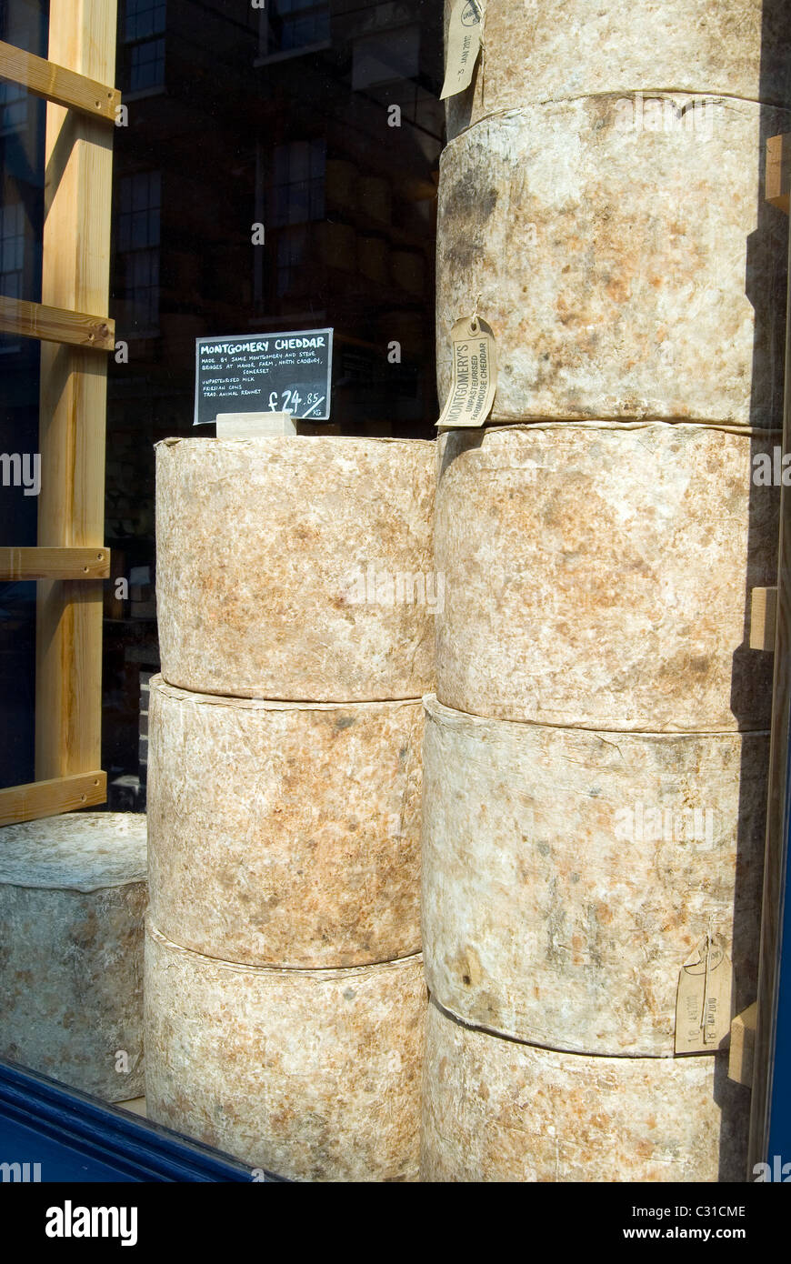 Vintage cheddar hi-res stock photography and images - Alamy