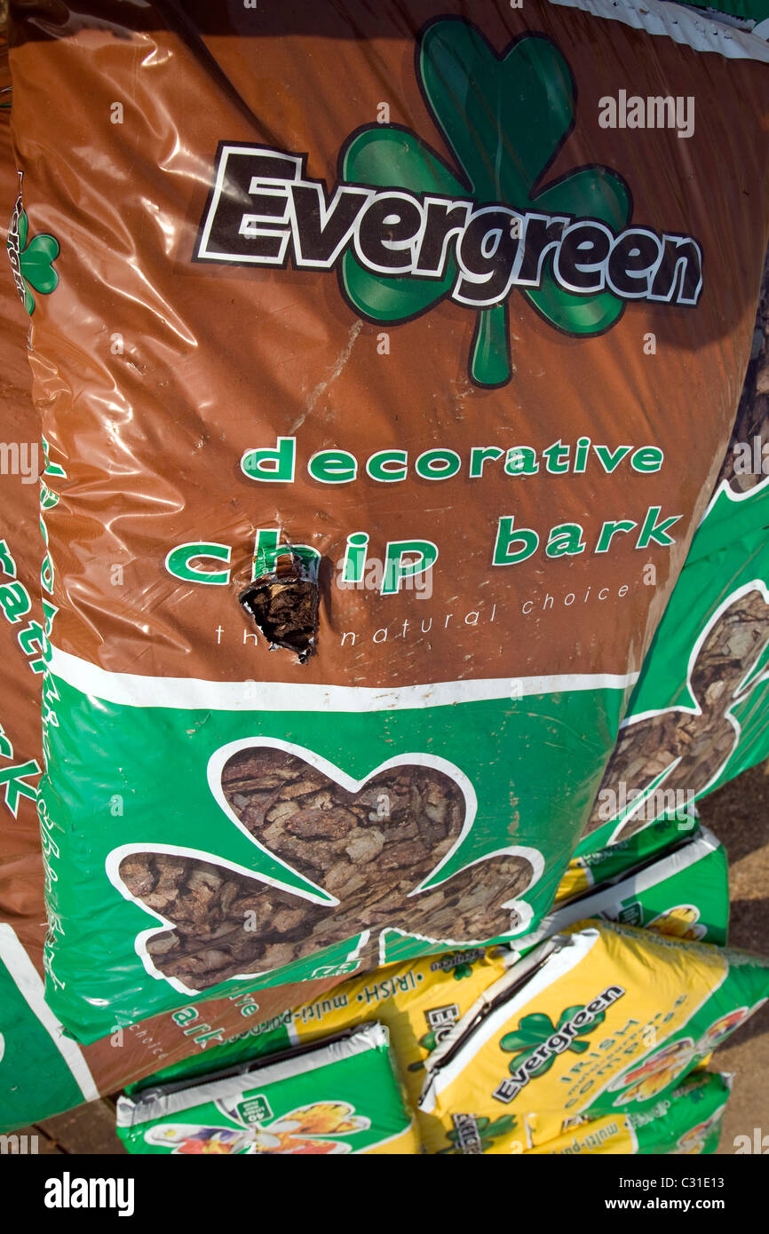 Chip bags hi-res stock photography and images - Alamy