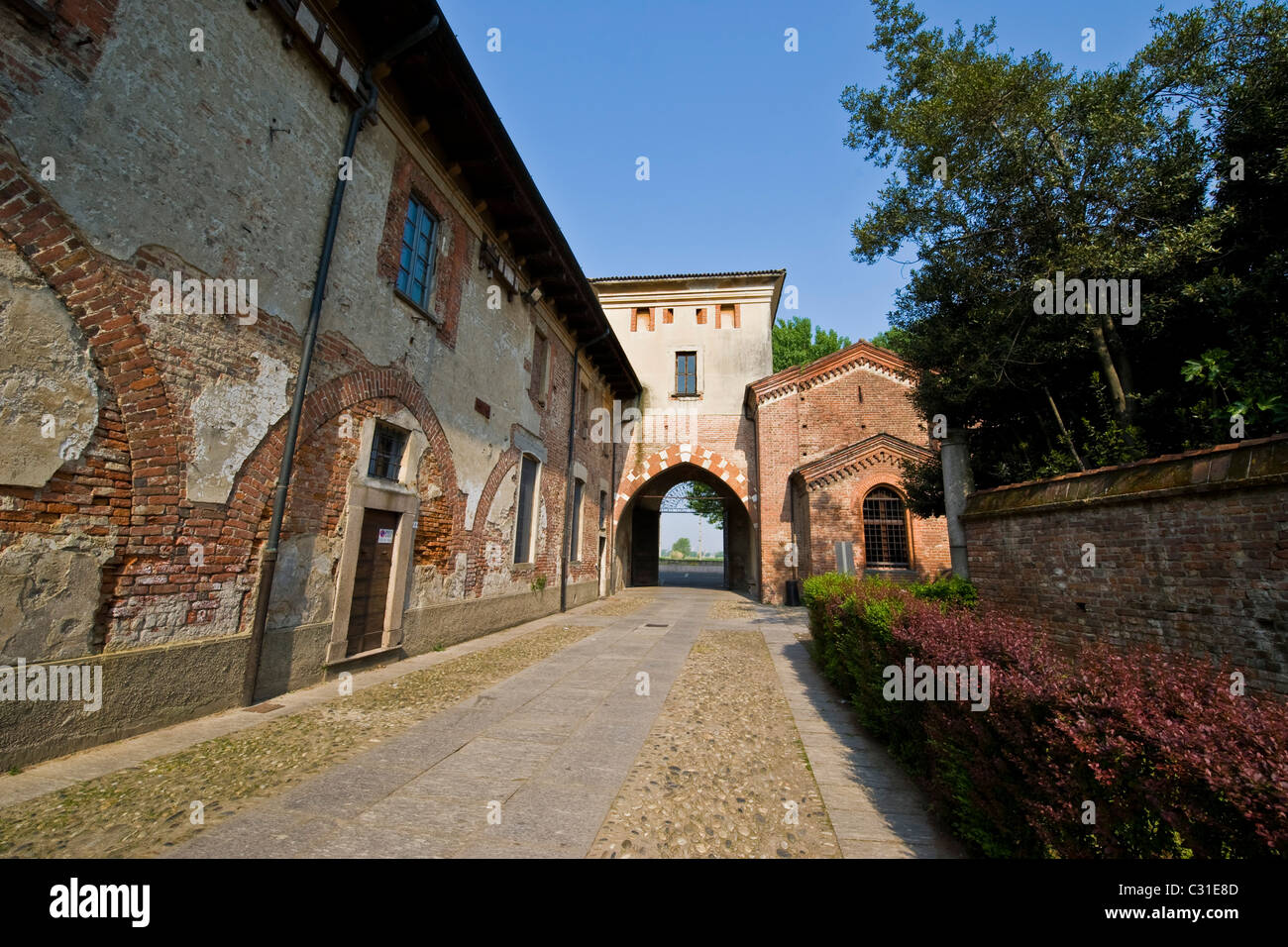 Chiaravalle Abbey, Milan Stock Photo - Alamy