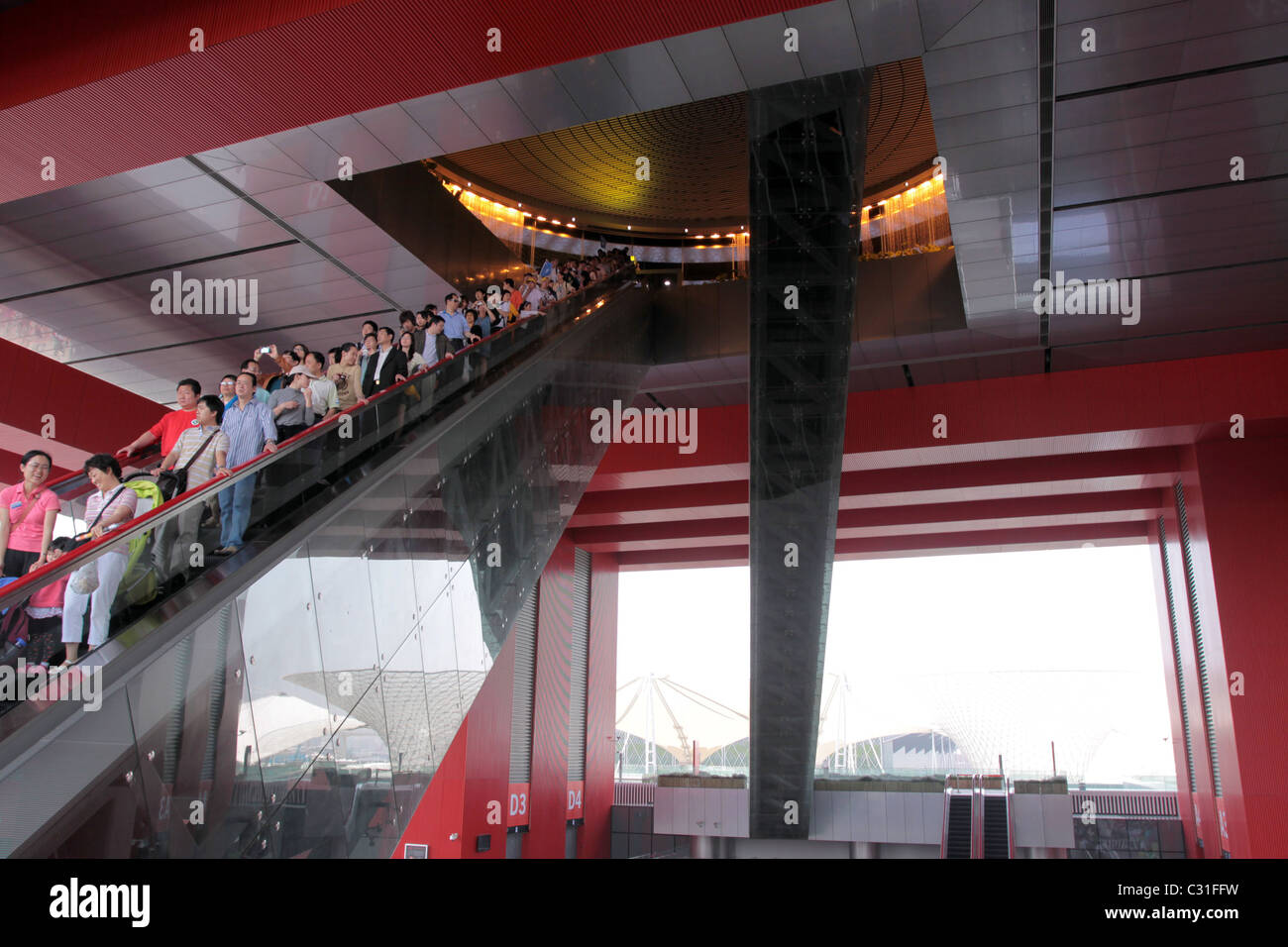 ENTRANCE RAMP TO THE CHINESE PAVILION AT THE 2010 SHANGHAI WORLD EXPO ...