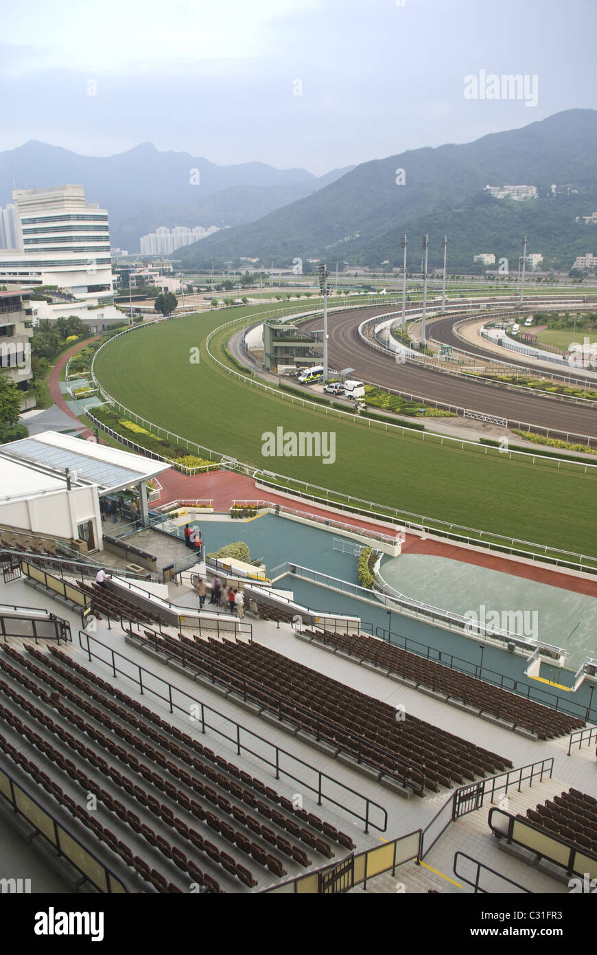 Empty horse stadium hi-res stock photography and images - Alamy