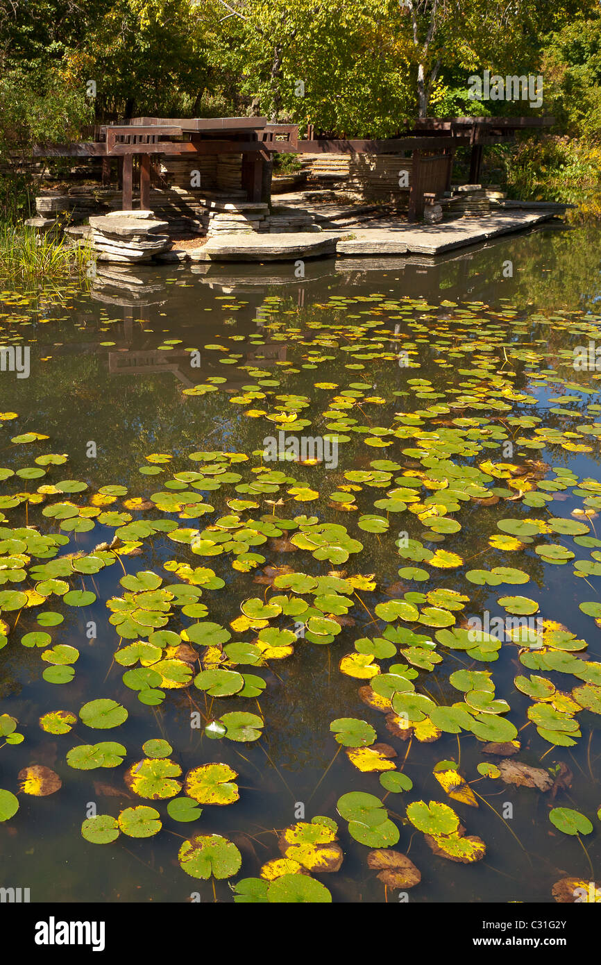 Lincoln park alfred caldwell lily pool hi-res stock photography and ...
