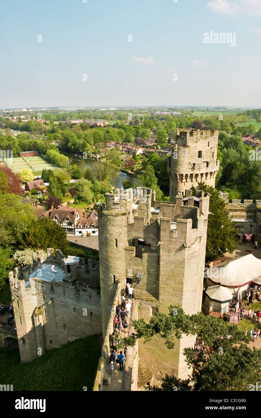 People walking along the ramparts at Warwick Castle Stock Photo - Alamy
