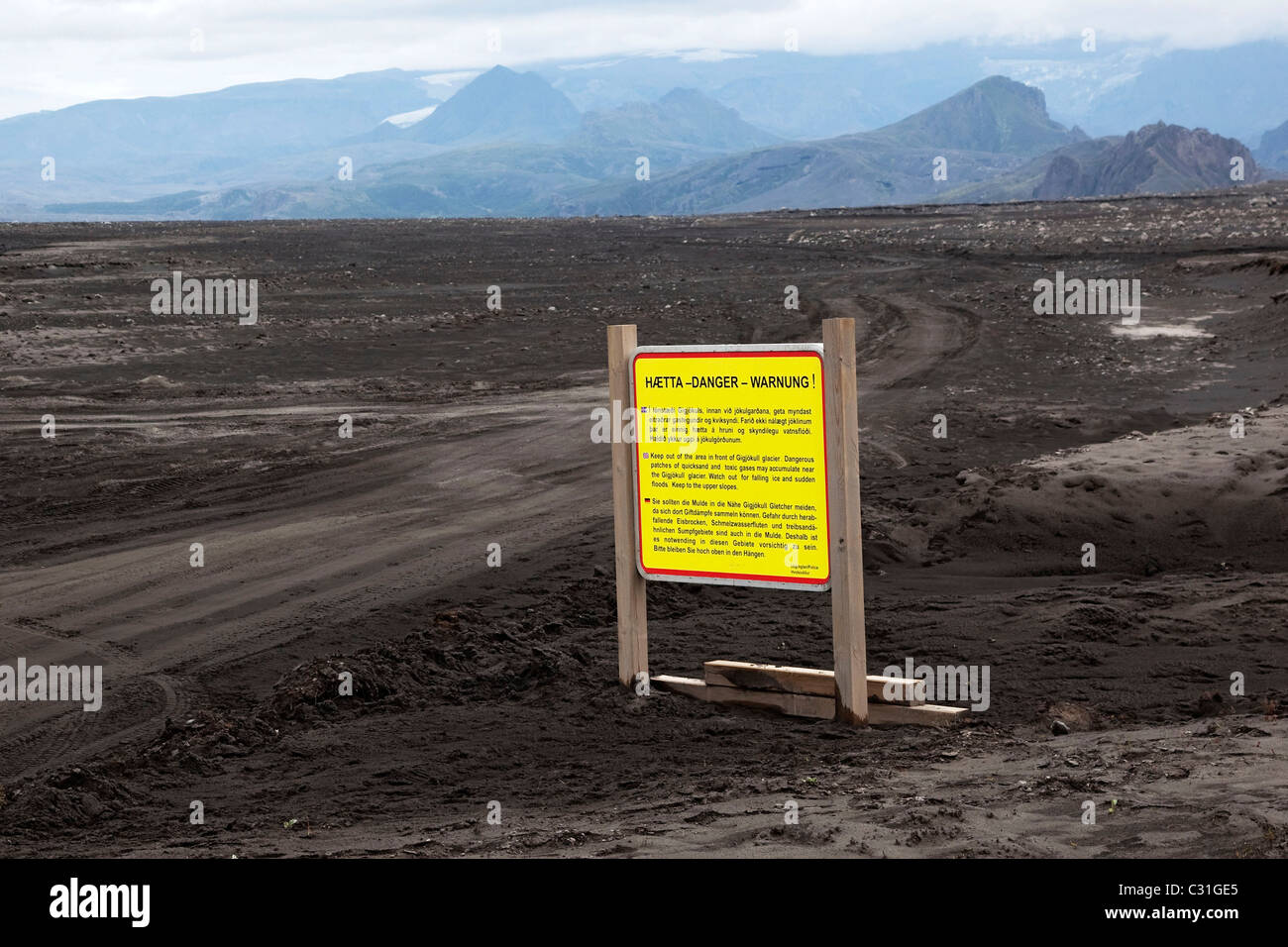 Volcano evacuation sign hi-res stock photography and images - Alamy