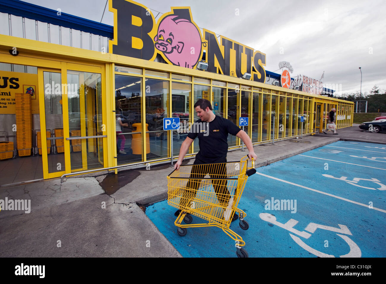 Bonus supermarket iceland hi-res stock photography and images - Alamy