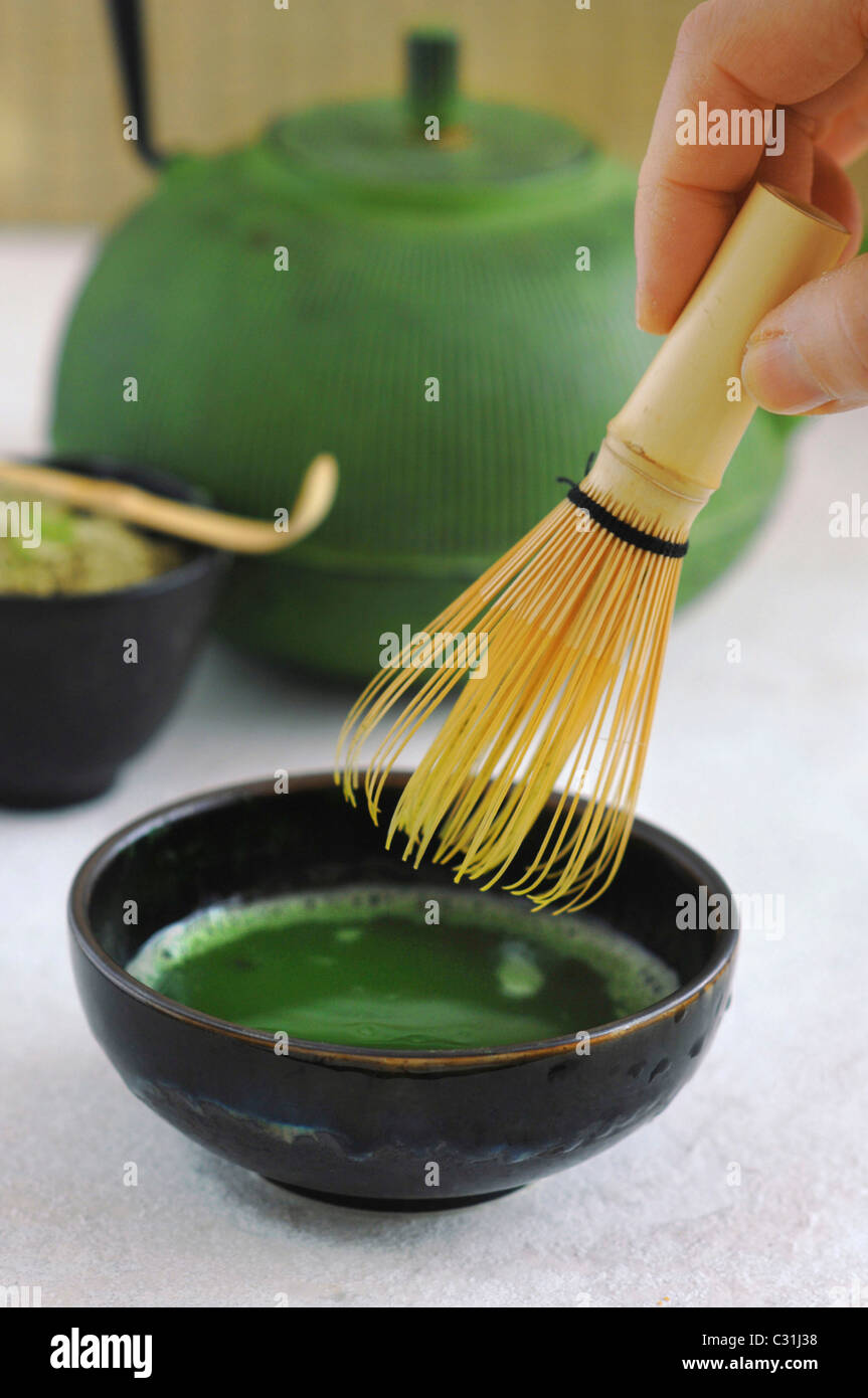 Powdered drink mix into water hi-res stock photography and images - Alamy