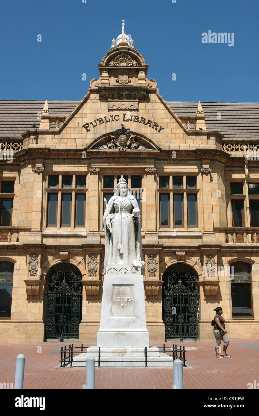 STATUE OF QUEEN VICTORIA IN FRONT OF THE MUNICIPAL LIBRARY (1900), PORT ...