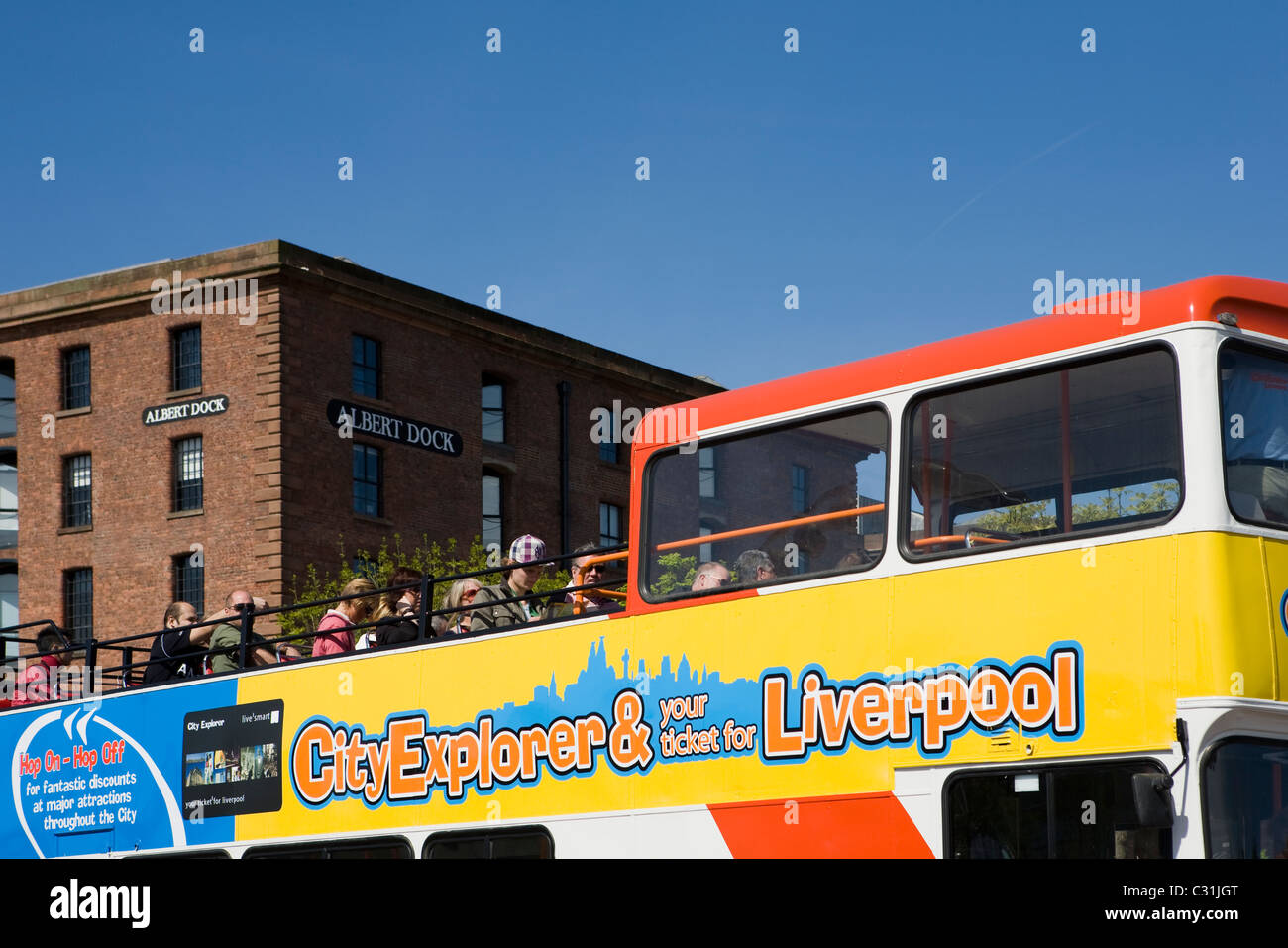 Open top tour bus liverpool hi-res stock photography and images - Alamy