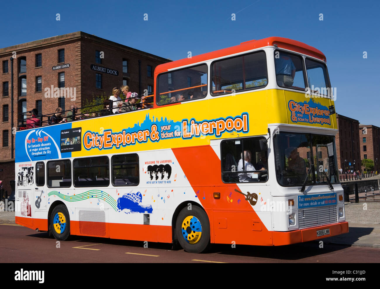 Liverpool city explorer bus hi-res stock photography and images - Alamy