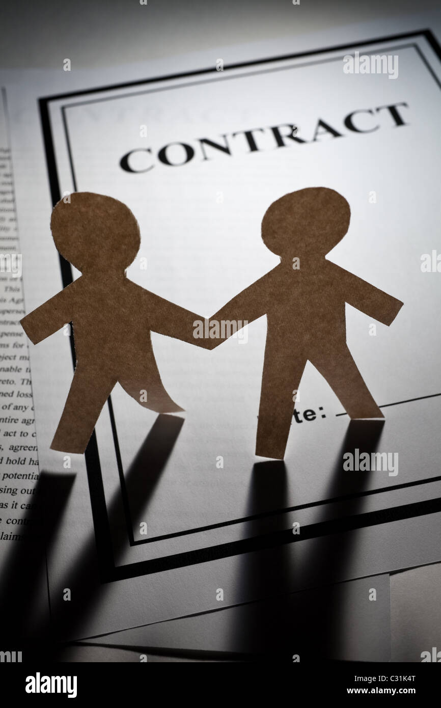 Contract paper hi-res stock photography and images - Alamy