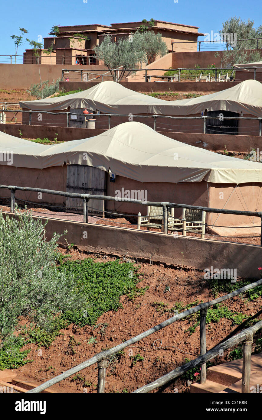 Earth lodges hi-res stock photography and images - Alamy