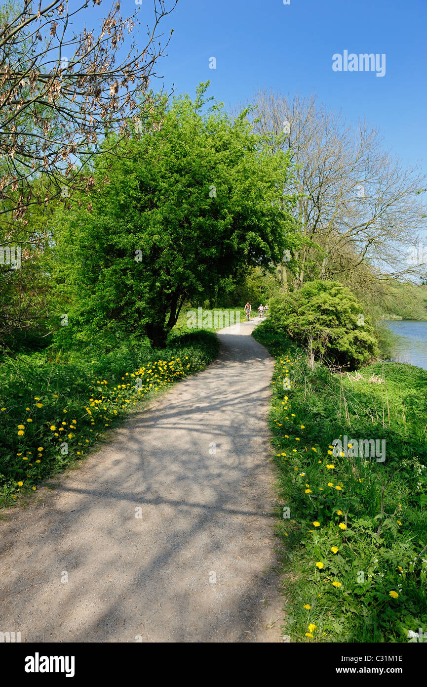 Riverside walkway hi-res stock photography and images - Alamy