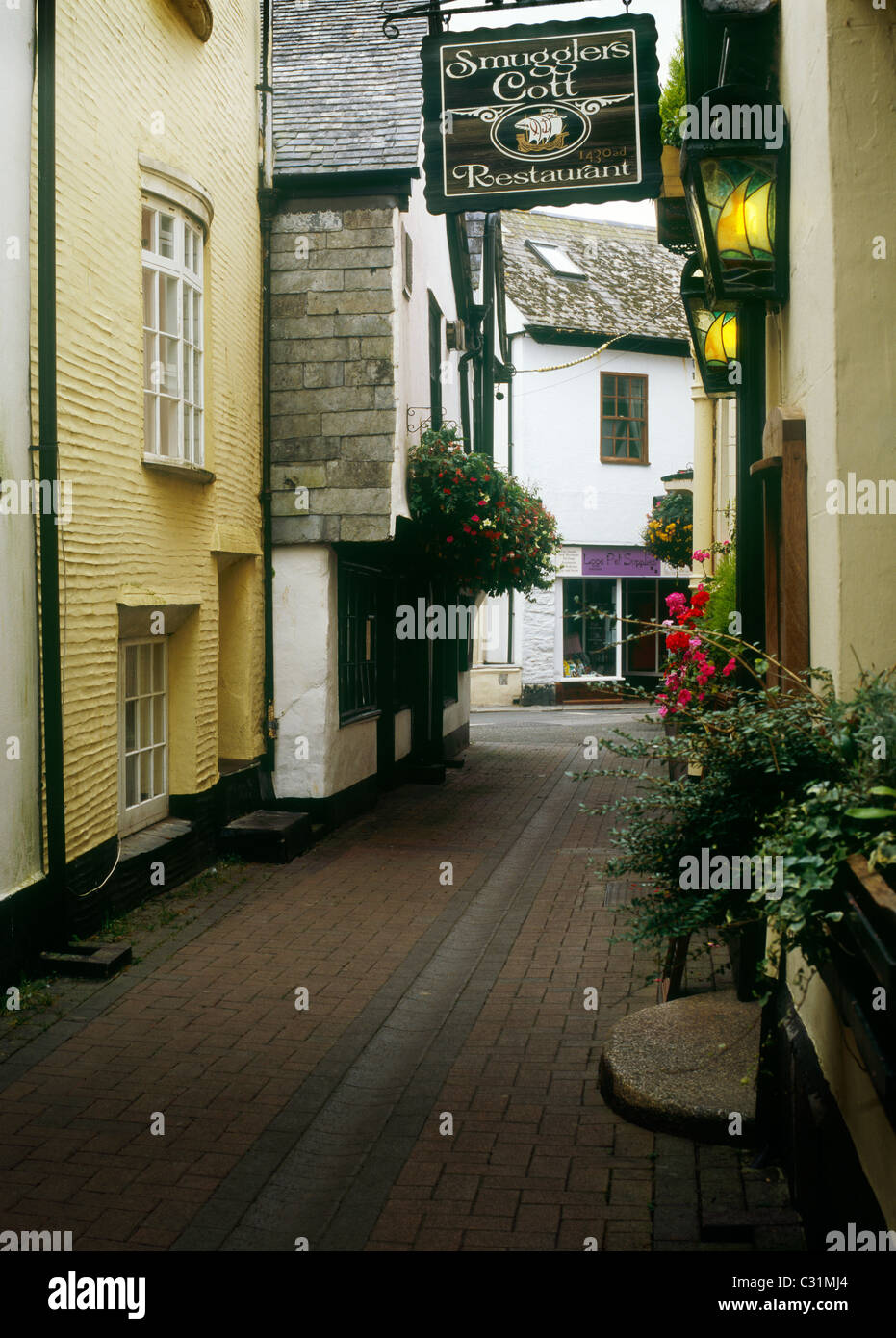 Middle Market Street, East Looe, Cornwall, England Stock Photo - Alamy