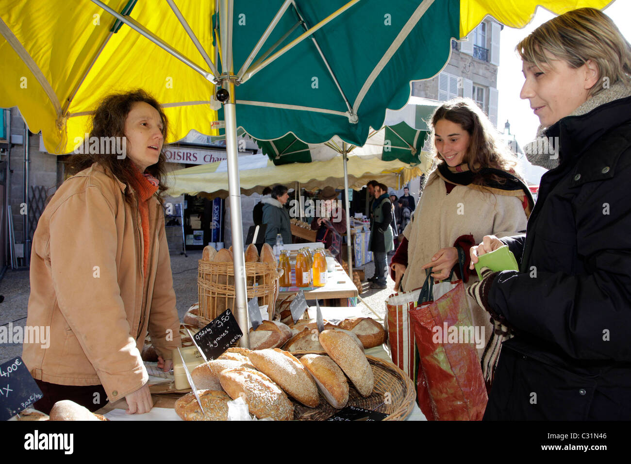 Woman crafts baker hi-res stock photography and images - Alamy