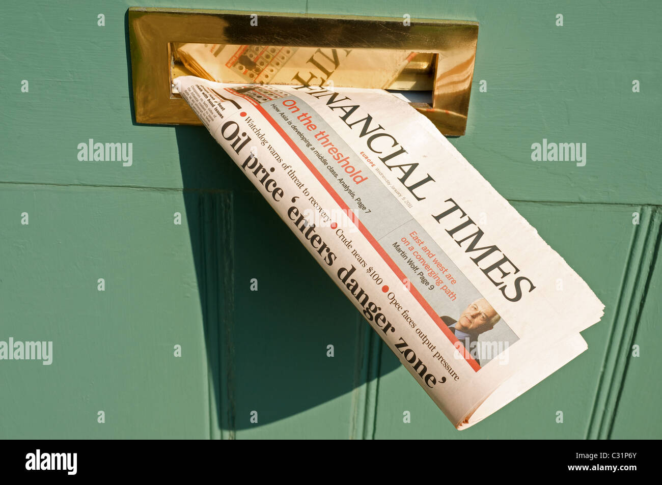 Ft newspaper hi-res stock photography and images - Alamy