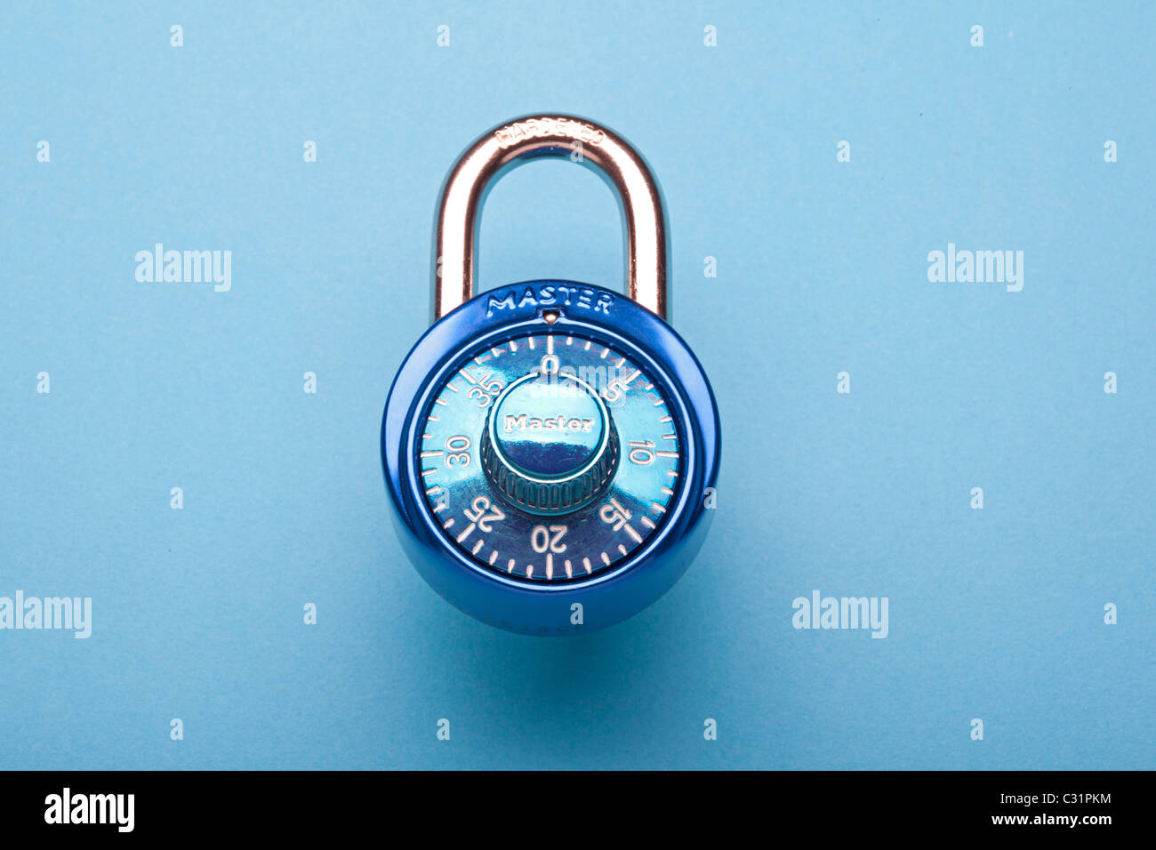 Pad lock hi-res stock photography and images - Alamy