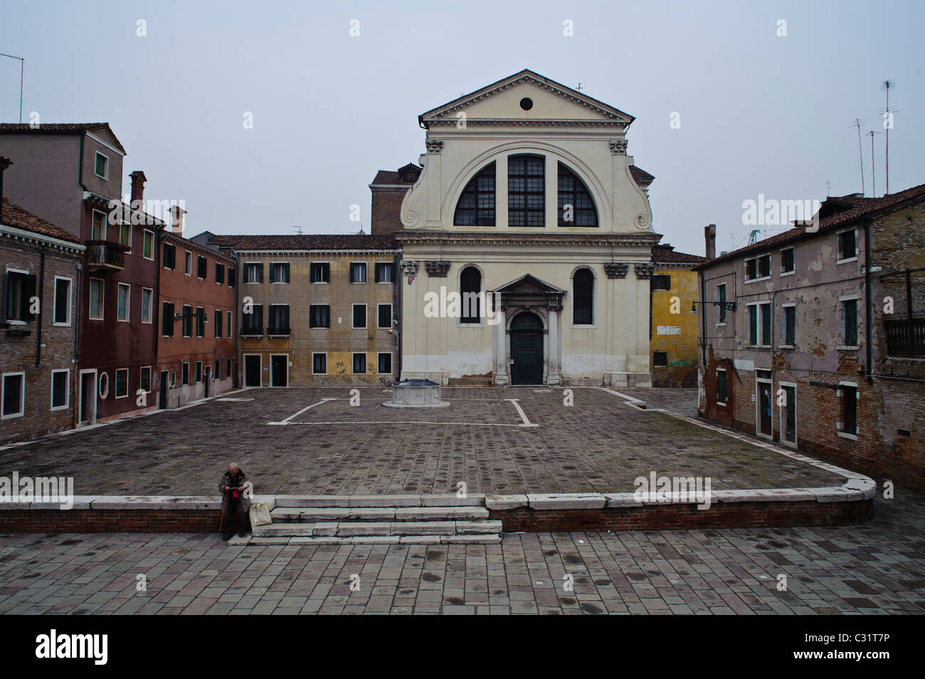 Venetian square hi-res stock photography and images - Alamy
