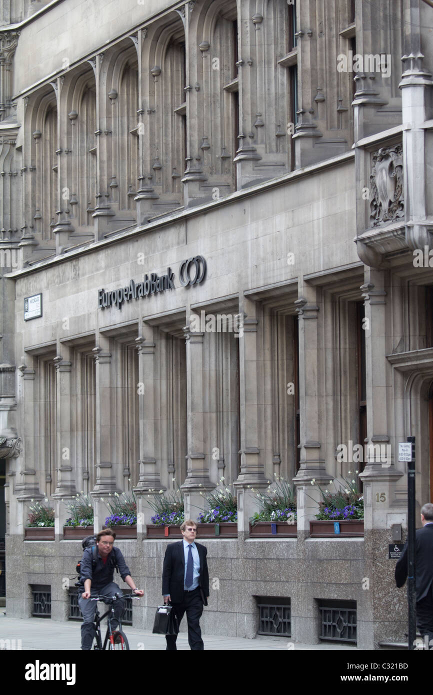 Pedestrians walk past Europe arab bank building central London, UK ...