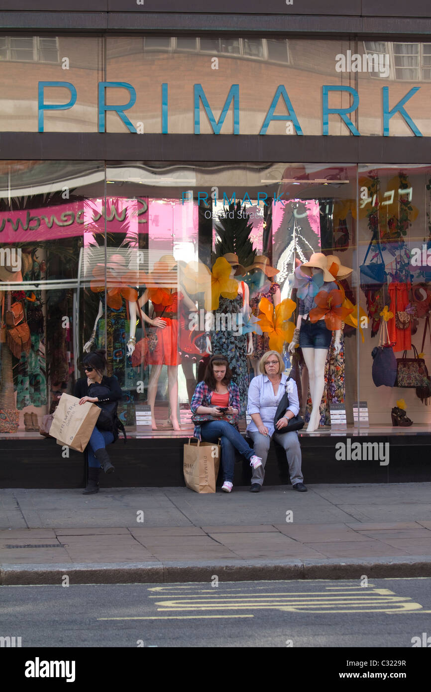 Primark store sign logo hi-res stock photography and images - Alamy