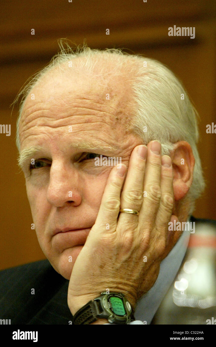 Christopher shays hi-res stock photography and images - Alamy