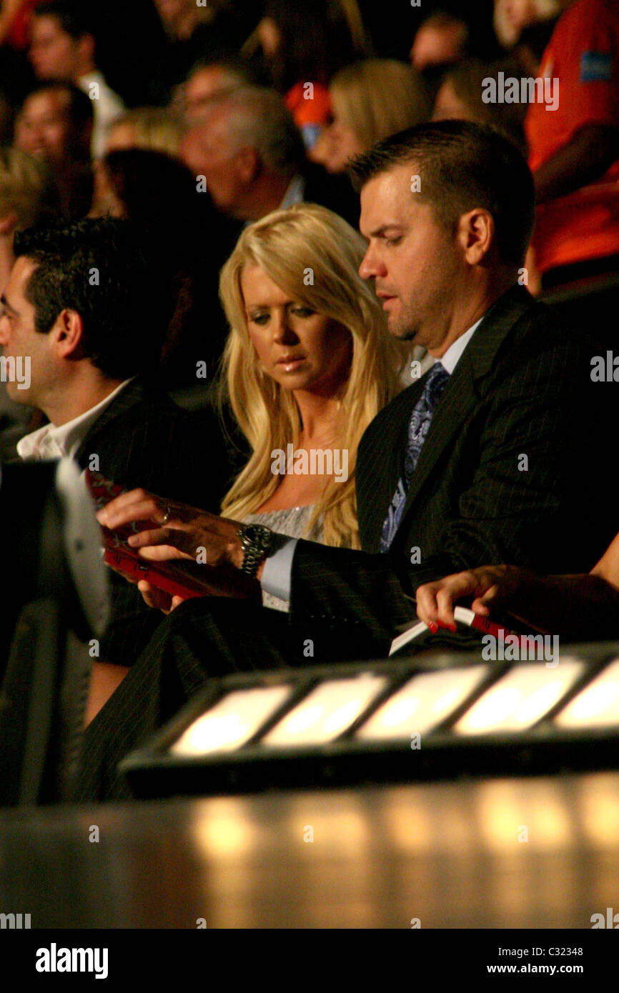 Tara Reid Macy's Passport 2008 Gala held at Barker Hangar - Inside ...