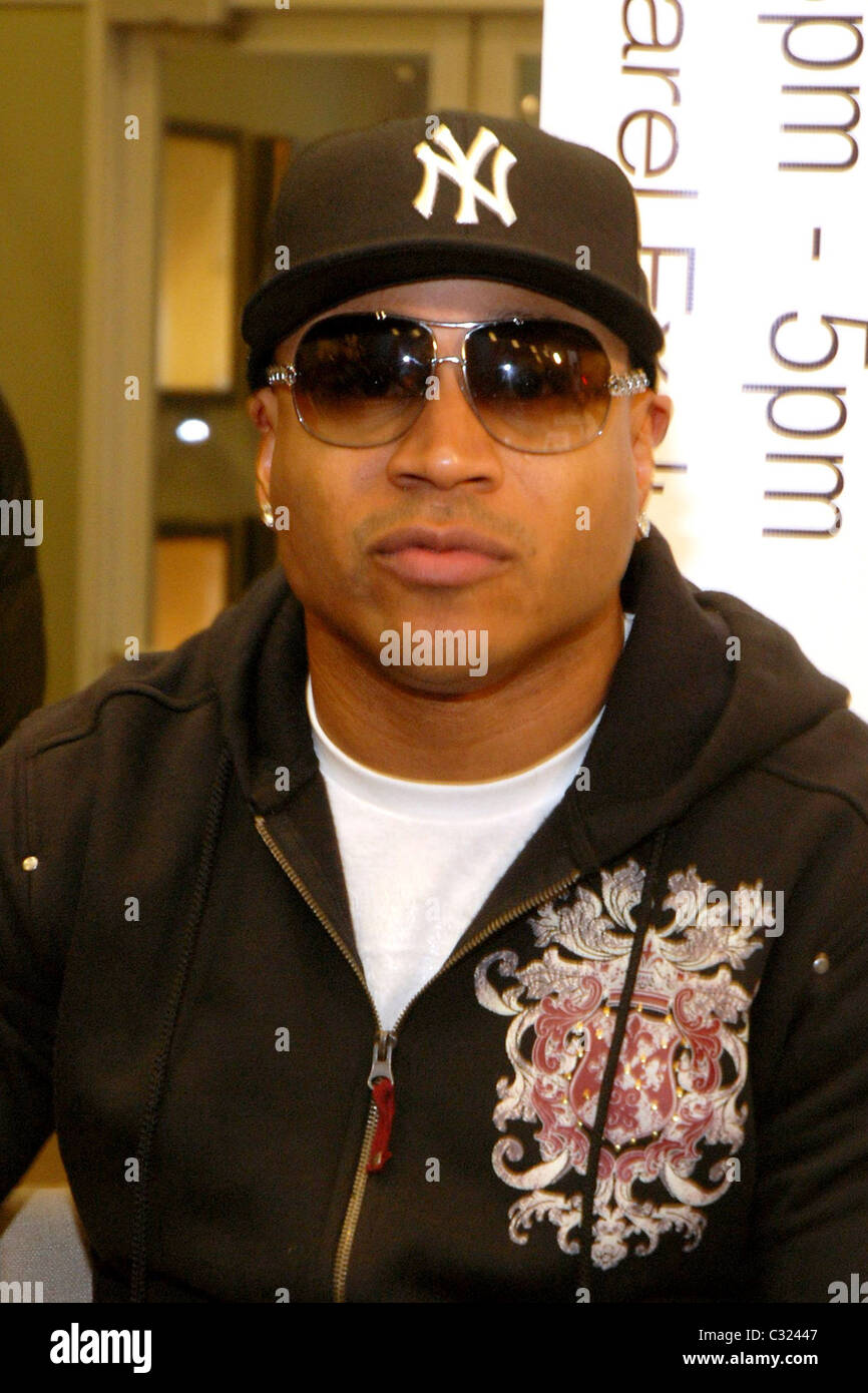 LL Cool J promoting his new clothing line 'LL Cool J Collection' at ...