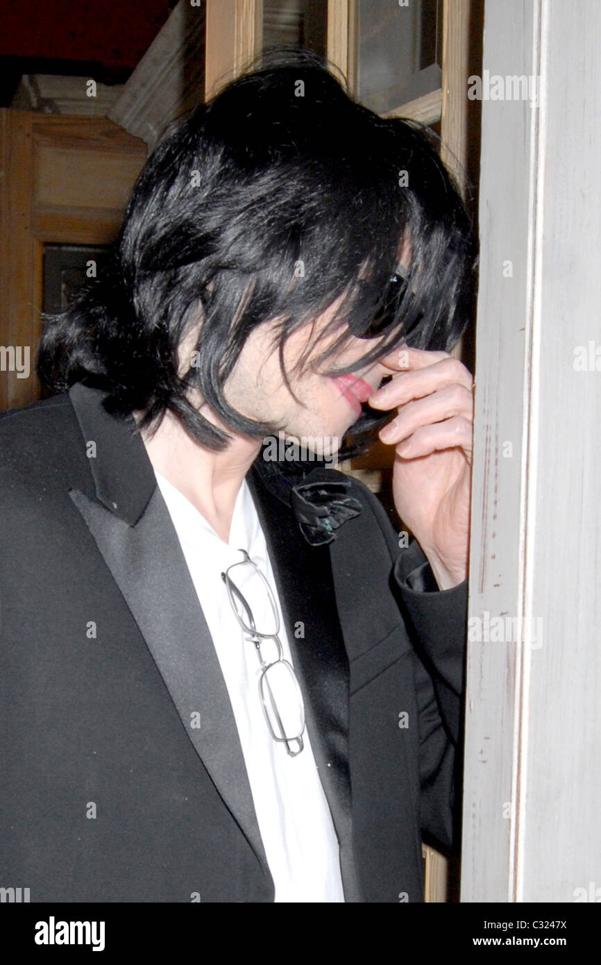 MICHAEL JACKSON has bought himself a new aeroplane. The King of Pop was ...