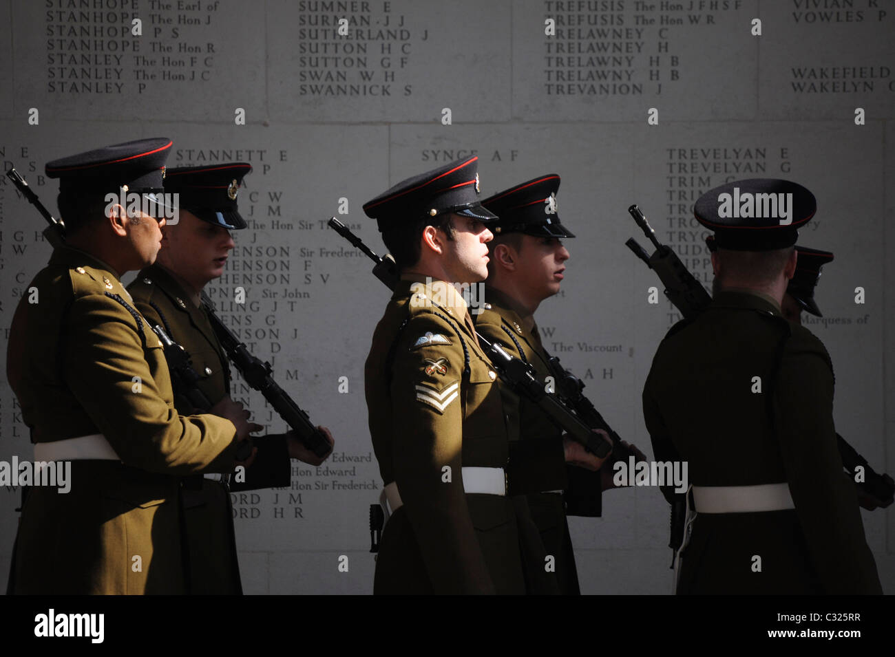 War conflict military funeral hi-res stock photography and images - Alamy