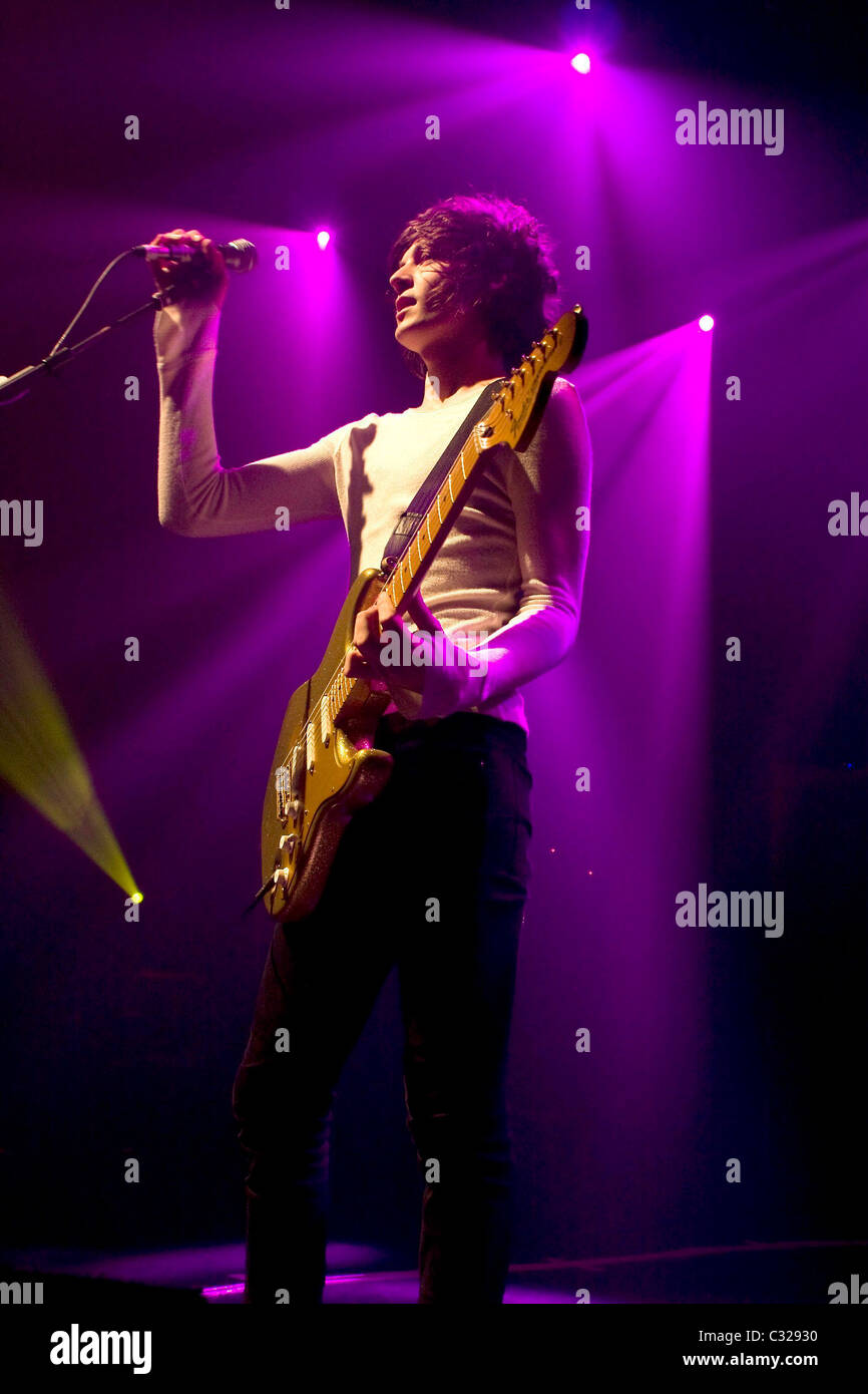 George craig one night only hi-res stock photography and images - Alamy