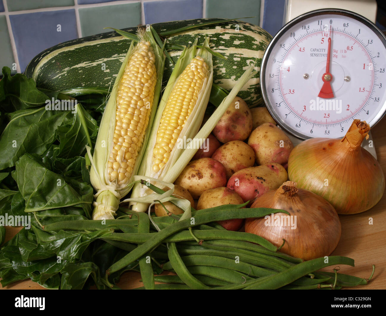 Home grown sweetcorn hi-res stock photography and images - Alamy