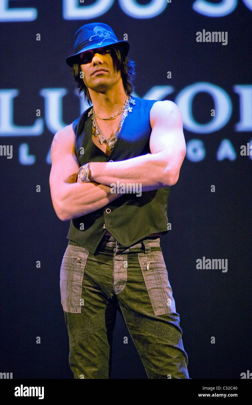 Criss Angel Gala premiere of Chris Angel Believe by Cirque Du Soleil ...