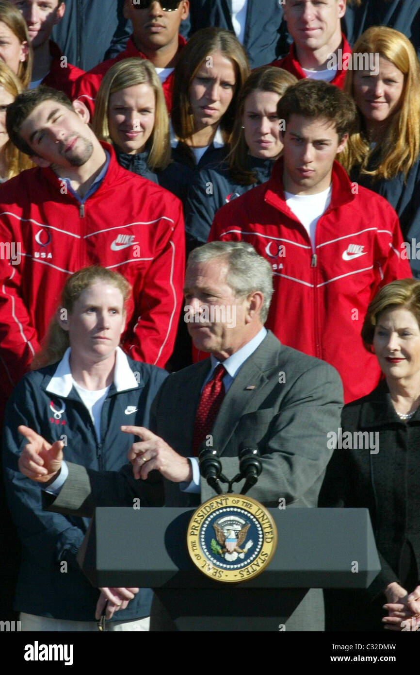 George w. bush first lady white house hi-res stock photography and ...