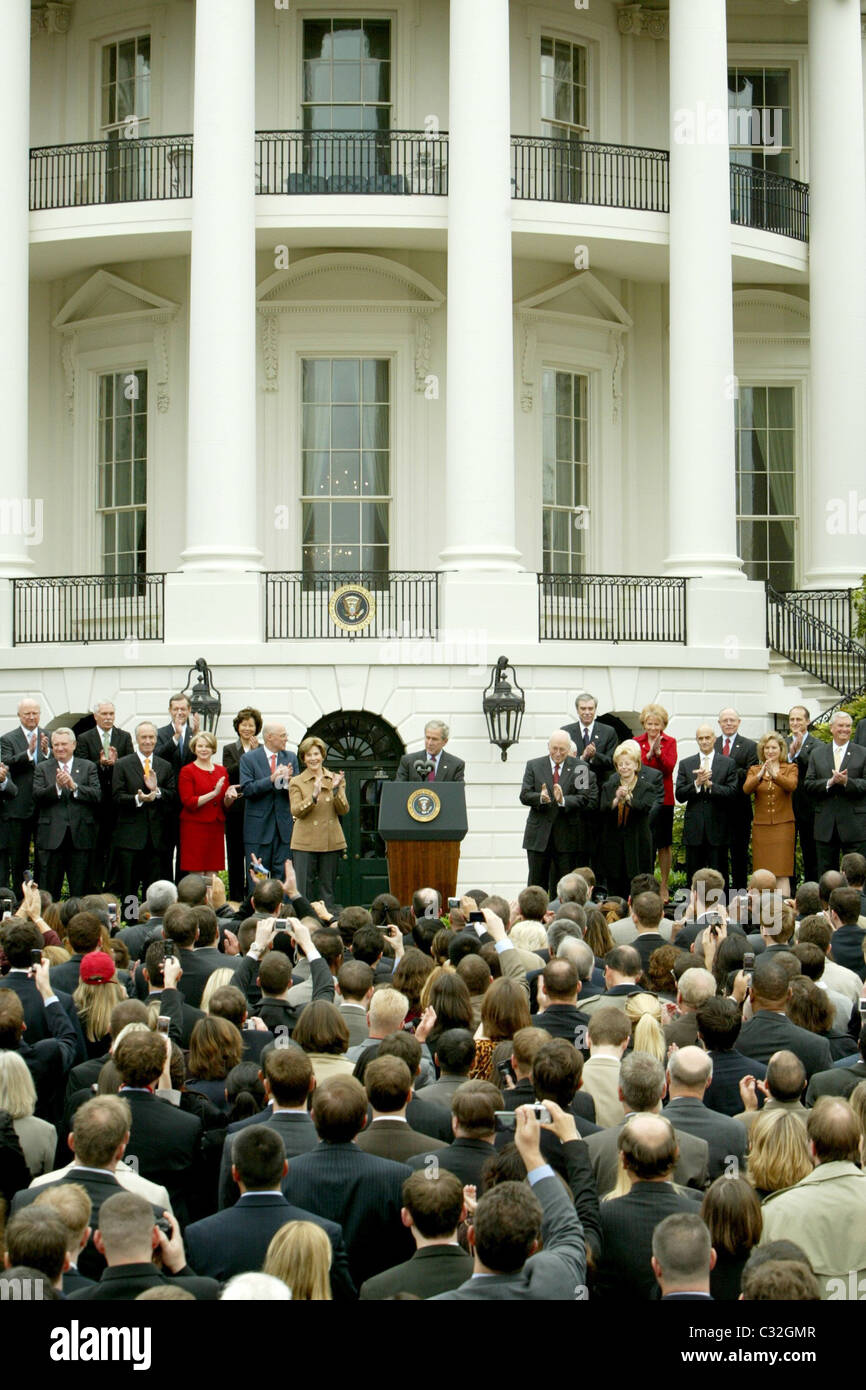 First Lady Laura Bush, President George W. Bush and Vice President Dick ...