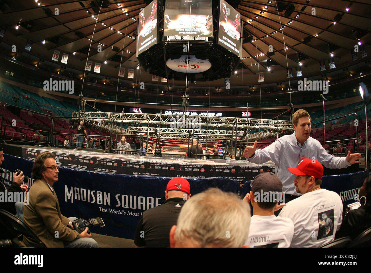 Joe calzaghe roy jones jr hi-res stock photography and images - Alamy