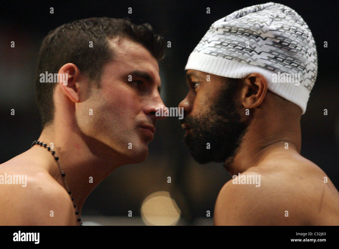 Joe Calzaghe and Roy Jones, Jr. Final Weigh-In for 'Battle of the ...