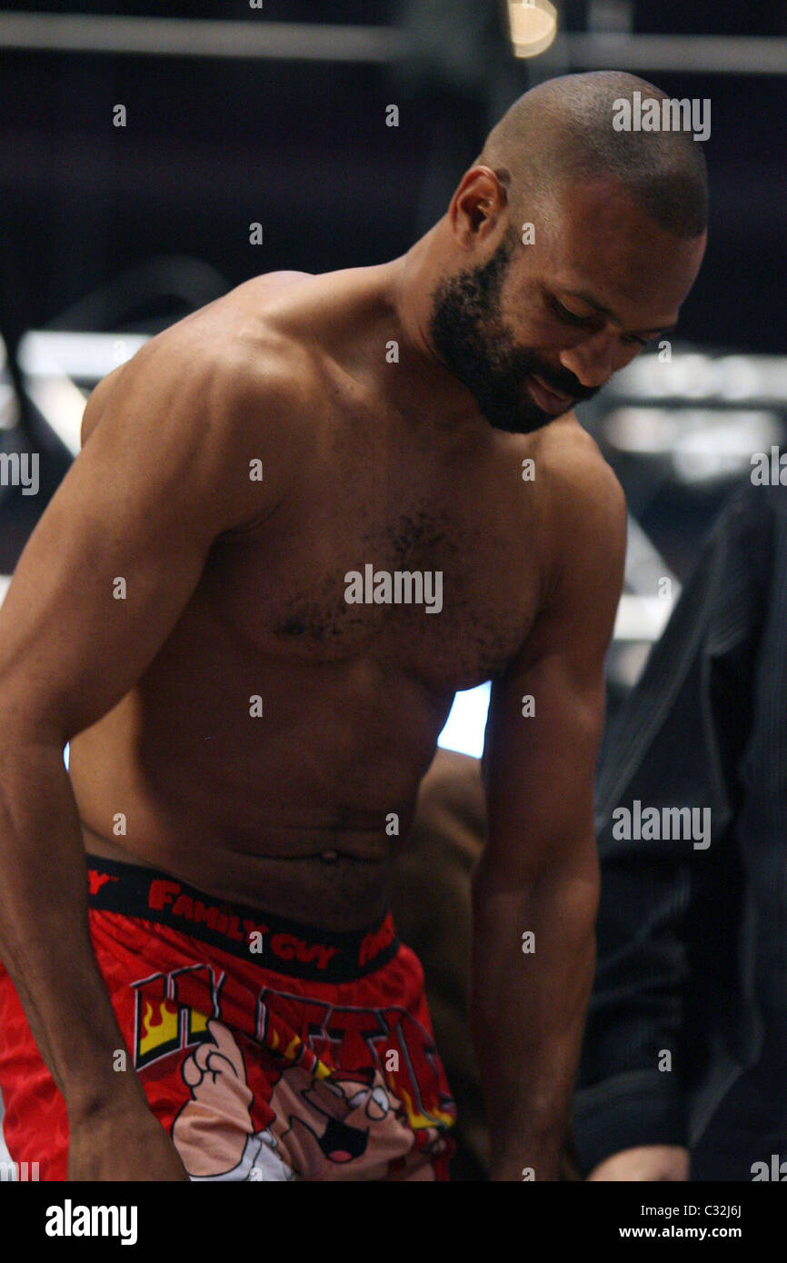 Roy Jones, Jr. Final Weigh-In for 'Battle of the Superpowers' - Joe ...