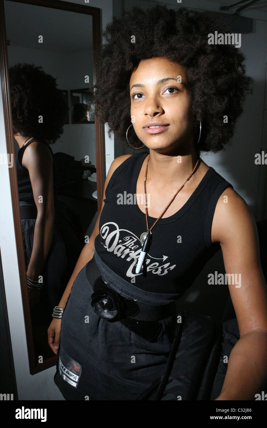 Esperanza Spalding Revive Da Live at Le Poisson Rouge New York City ...