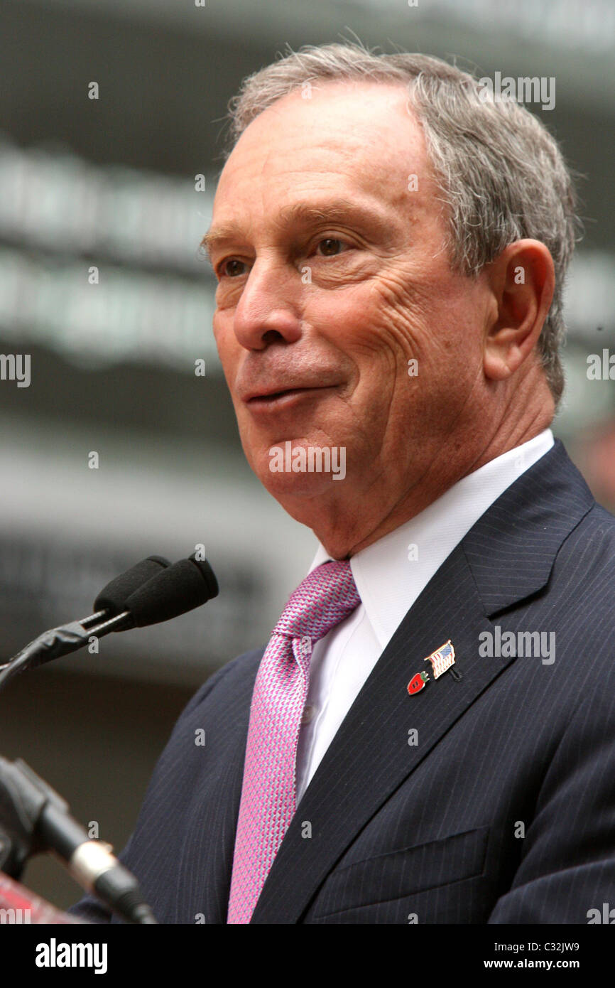 Mayor Michael Bloomberg Grand Opening of Duffy Square and TKTS booth ...
