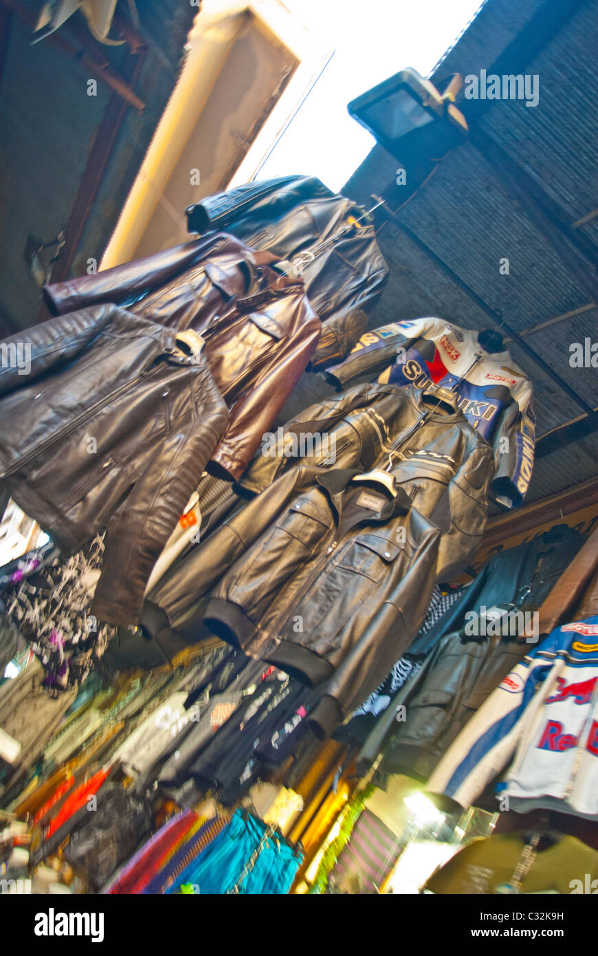 Athens (/ˈæθɨnz/;[2] Modern Greek: Αθήνα, Athína, IPA: [aˈθina ...